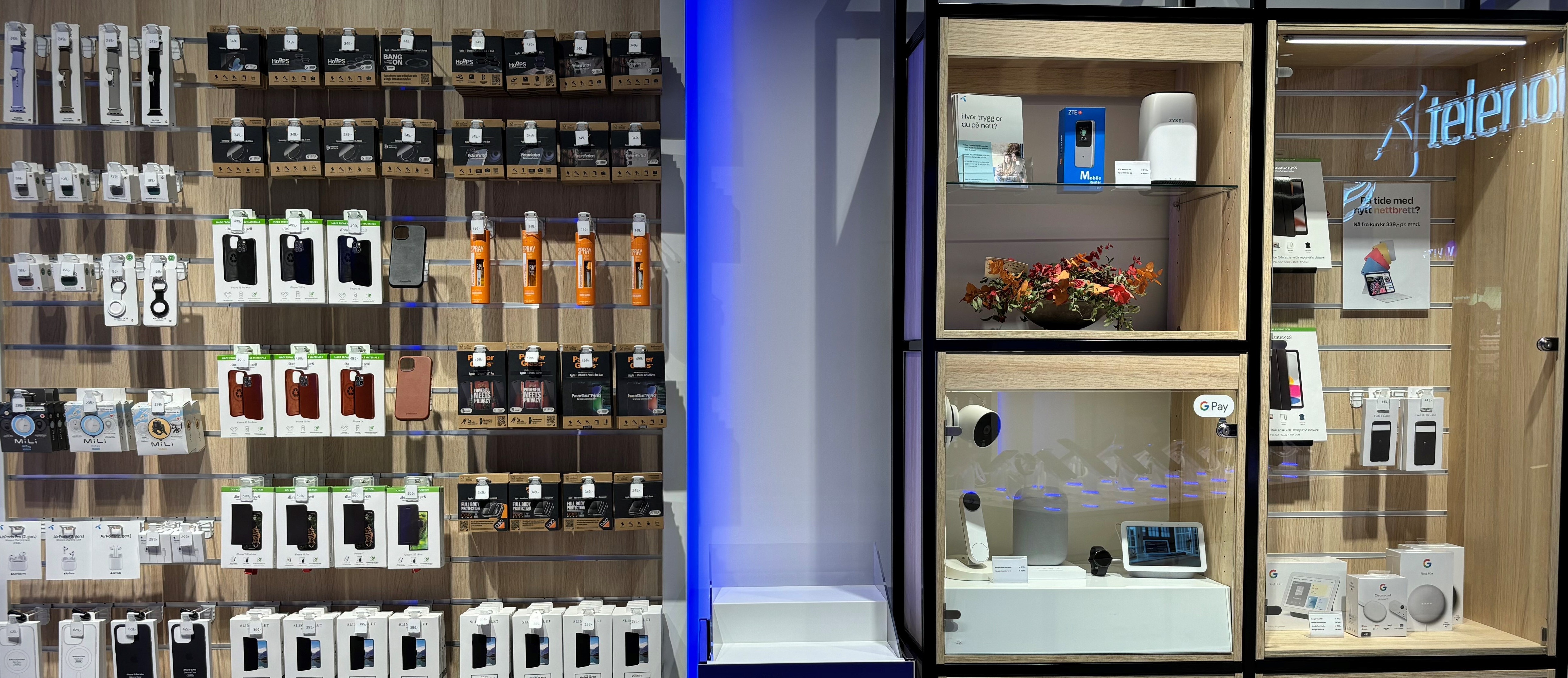 Services - Assortment management and support for online stores."